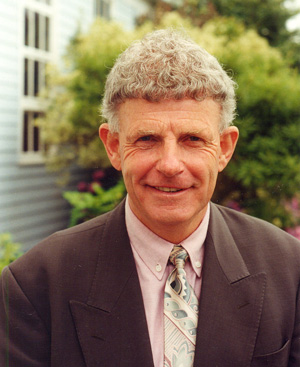 SIMPSON Ian Bruce | KHS Old Boys Association